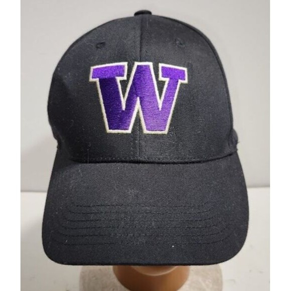 Captivating Apparel | Accessories | University Of Washington Huskies ...